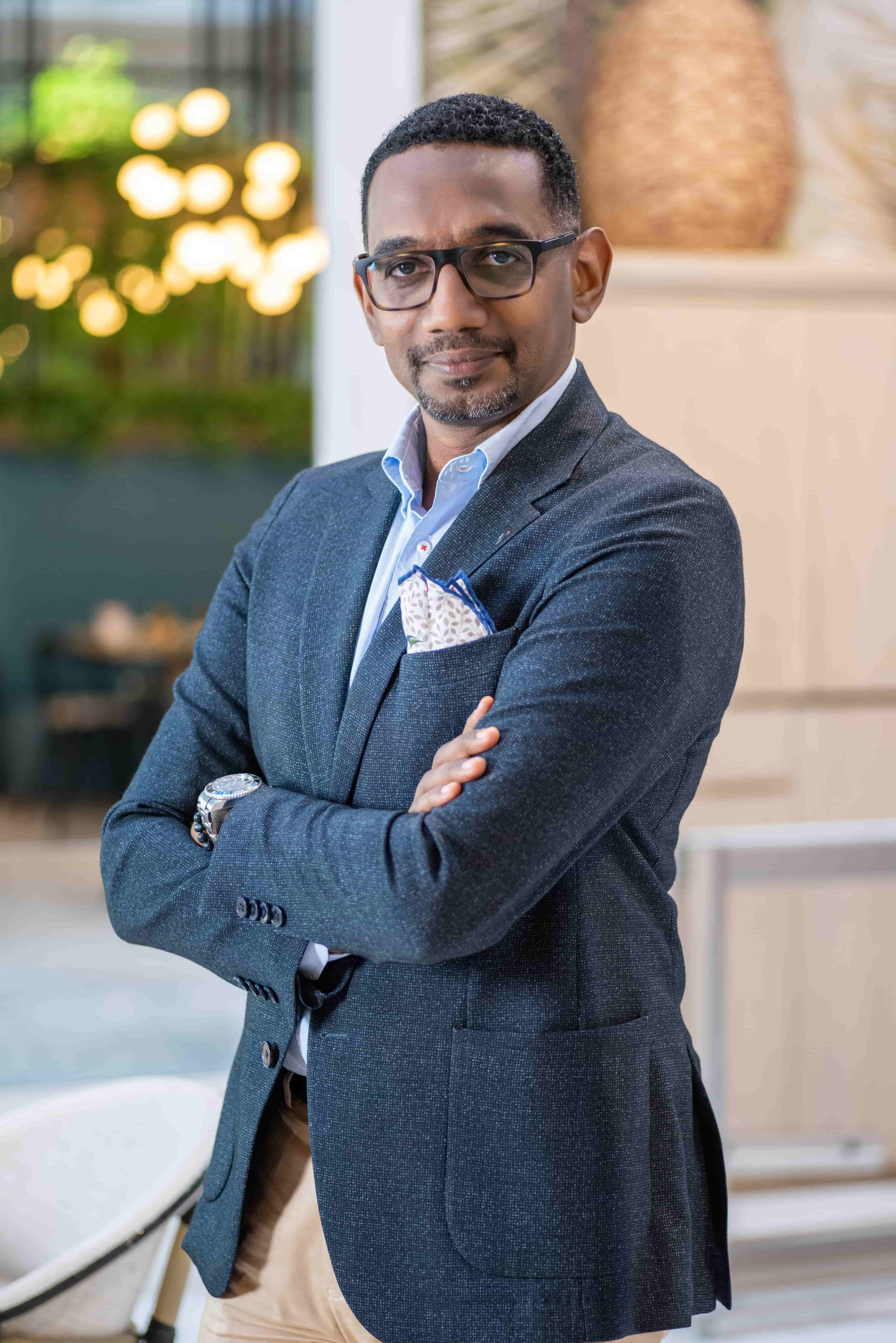 Corporate Headshot and Portrait Photography in Dubai - Shahid Adam